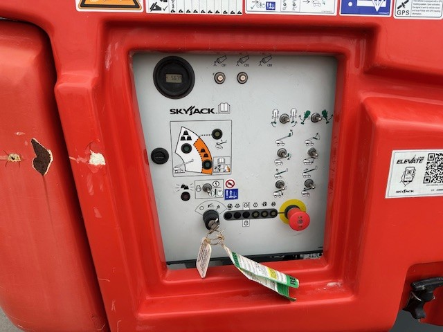 2023 SKYJACK SJ45TPLUS-A TELESCOPIC BOOM LIFT For Sale or Rent